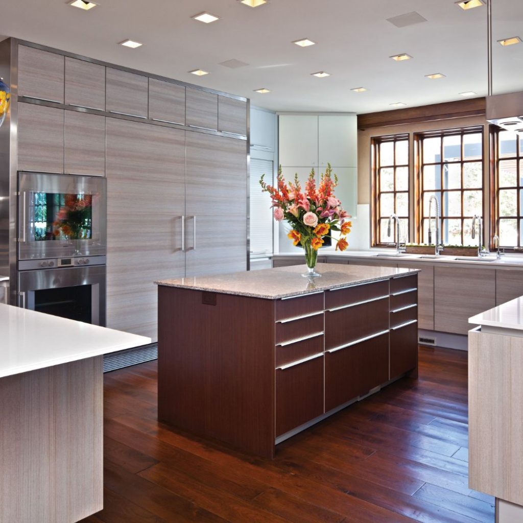 Castell - Avrio Surfaces